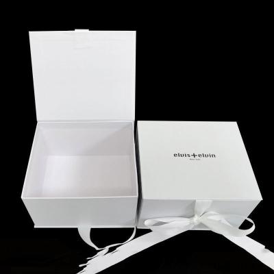 China Square Custom Logo Luxury Foldable White Cardboard Gift Packaging Paper Box With Ribbon for sale