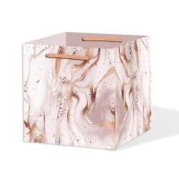 China Custom Color Accepted White Card Square Bag with Marble Gift Bag and Flower Window for sale