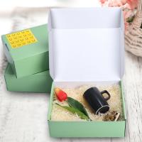 China Gravnre Printing Customized Square Airplane Paper Box for Recycle Shipping Gift Packaging for sale