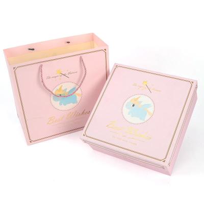 China Custom Ivory Board Gift Packaging Paper Boxes With Bag L*W*H cm To Fulfill Your Needs for sale