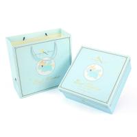 China Custom Ivory Board Gift Packaging Paper Boxes With Bag L*W*H cm To Fulfill Your Needs for sale