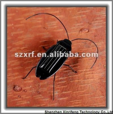 China Solar Robotic Cockroach Toy 45×25×20mm Educational Solar-Powered Insect Gadget for Office and School for sale