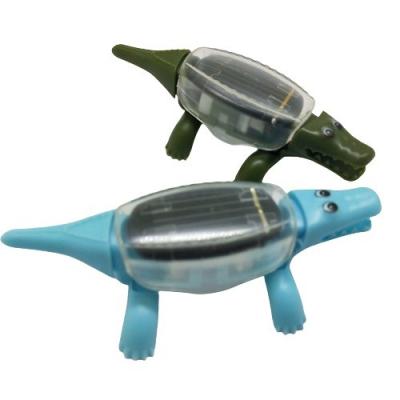 China XRF Solar Crocodile Robot Toy 93x55x20mm Educational STEM Solar Powered Montessori Learning Kit for Kids Ages 5+ for sale