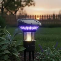 China Weather Resistant Solar Insect Repellent Light Solar Powered Device for Continuous Outdoor Insect Management for sale