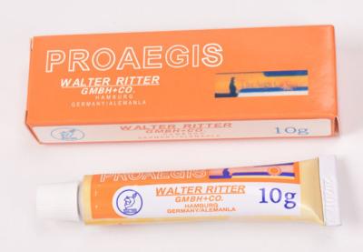 China Surgery Lip Numbing Cream 10gsm Strong Numbing Cream For Microblading for sale