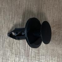 China OEM-Matching Push-Pull Clip for Tesla 2012+ Models with High-Grade Nylon 66 and 8mm Diameter for sale