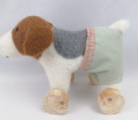 China PP Cotton Earth Friendly Durable Dog Toys Soft Animal Toys Aatcha Green Pants for sale
