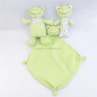 China Custom Frog Soft Baby Rattle Educational Animal Toy Plush Soft Frog Baby Rat for sale
