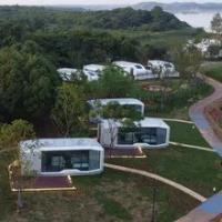 China Tropical Design Style Luxury Modern Outdoor Portable Mobile Glamping Space for sale