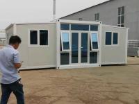 China Hotel Accommodation Options Expandable Container House with Light Steel Structure Frame for sale