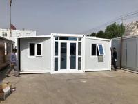 China Galvanized Steel Frame Container Houses Modern Movable Living Foldable for sale