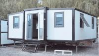 China Modern Prefab Expandable Home 3 In 1 Steel Bedroom Container House for sale