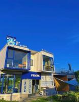 China Easy Assemble Prefabricated Detachable Container House with Light Steel Structure Wall for sale
