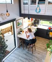 China Contemporary Design Style Portable Modular Container House Prefab Folding Living Homes for sale
