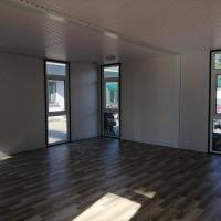 China 18mm MGO Board Detachable Container Houses for Living supported by PVC Sliding Window for sale