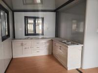China Foldable 20ft/40ft Container Luxury Mobile Villa 3 Bedroom Tiny Prefab Home for sale