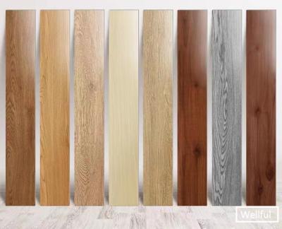 China LVT Vinyl Flooring 4mm Thickness Wood Plank Light Brown Design For B2B Use for sale