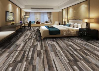 China Interlock 0.3mm Wear Layer 5mm SPC Vinyl Flooring for sale