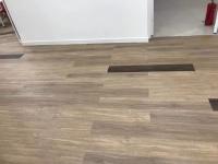 China 1.5mm LVT Vinyl Flooring UV Treatment Fire Resistance Commercial Vinyl Plank Flooring for sale