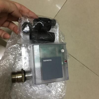 China High Accuracy QBM3020-3 Differential Pressure Sensor For Air And Non Aggressive Gases for sale