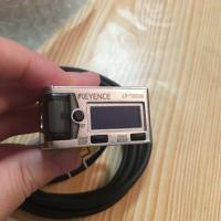 China LR-TB2000 Keyence All Purpose Laser Sensor Detection distance 2m Cable Laser for sale