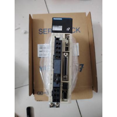 China Yaskawa Sigma-7 SGD7S-R90A00A 100W AC Servo Drive with 3.1kHz Bandwidth and 24-bit Encoder Support for sale