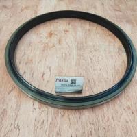 China High Quality Parts 421-33-21811 Oil Seal for WA500-3/WA470-3 Loader for sale