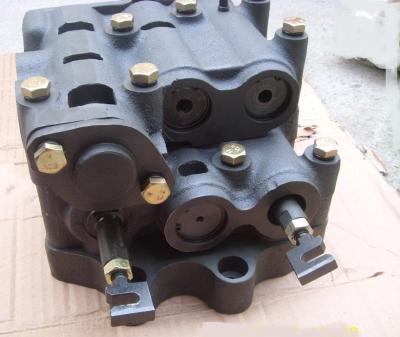 China 154-15-01132 Control Valve  for D85A-21 Bulldozer for sale