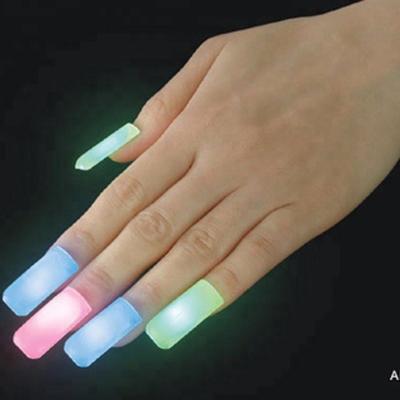 China Glow in Dark Nail Set 5pcs with Stickers 8-12 Hours Glow Time for Party Night Club for sale