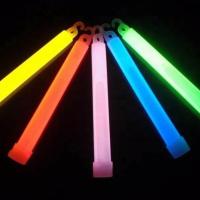 China Non-Toxic 6 Inch Glow Sticks Assorted Colors 6-12 Hours Light Time for Camping Parties for sale