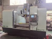 China Used 3 Axis CNC Horizontal Machining Center BT 50 VMC CNC Milling Machine for sale