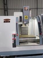 China 3 Axis VMC CNC Machining Center Long Lasting Rigid Structure Fanuc System for sale