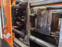 China Chen Hsong 228ton Second Hand Plastic Injection Moulding Machine For Phone Case Toys for sale