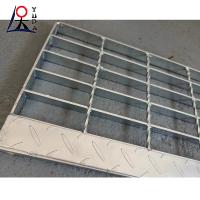 China Custom Metal Catwalk Grating Building Materials Hot - Dip Galvanized Mild Steel Grille for sale