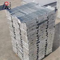 China Steel Driveway Grating Galvanized Heavy Duty Steel Floor Grating 1m x 6m Metal Bearing Bar for sale