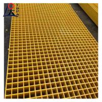China Non Slip Steel Grille Sidewalk Platform Drainage Covers Are Competitively Priced for sale