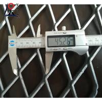 China Window Screen Filter Highly Corrosive Durable Steel Iron Expanded Wire Mesh In Customized Hole Shapes for sale