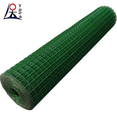 China Galvanized Welded Wire Mesh Fence Roll Corrosion Resistant for sale