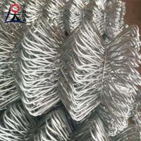 China 8ft 6ft Tall Galvanized Diamond Fence Cyclone Wire Mesh Chain Link Fence Roll for sale