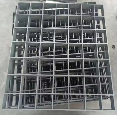 China Custom Metal Catwalk Grating Building Materials Hot - Dip Galvanized Mild Steel Grille for sale