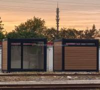 China Main Structure Galvanized Steel Square Tubes 10ft 20ft Prefabricated Container Wooden House for Office Assembly House for sale