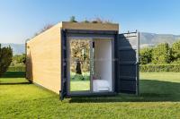 China Rent a Prefabricated Wooden House Container House for Hotel Accommodations for sale