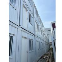 China 20 FT Modern Prefabricated Steel Garage with Sandwich Panel Door Aluminum Alloy Windows Easy-to-Assemble Flat Pack Warehouse for sale
