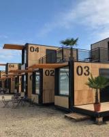 China Foldable/Extendable/Detachable Commercial Street Container House Restaurant/Clothing Store with Modern Two-Story Design for sale