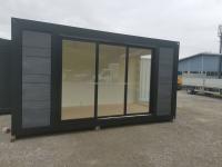 China Aluminum Alloy Windows Used in 20 Foot Luxury Prefabricated Wooden House with Kitchen and Bathroom for sale