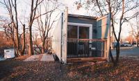 China 40ft Shipping Container Transformation for a Convenient Family Home Bedroom Living Room Kitchen and Bathroom Included for sale
