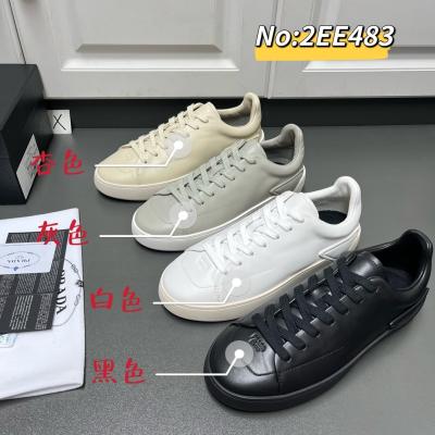 China Sporting Calfskin Leather Sneakers High End Sport Shoes Cushioning for Men for sale