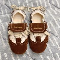 China Thin Sole Round Toe Ballet Flat Shoes Flip Up Design for Summer Walking for sale