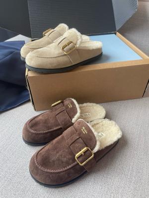 China Suede Cowhide Fleece Lined Mules Autumn Winter Warm Retailer Preferred Comfort for sale