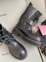 China Venom Dark Calfskin Ankle Martin Boots Functional Neat Line for Night Wear for sale